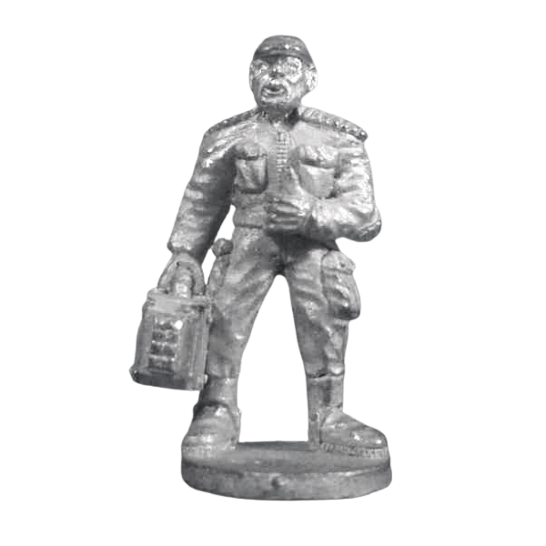 Ship's Crew Mechanic Miniature – em4miniatures
